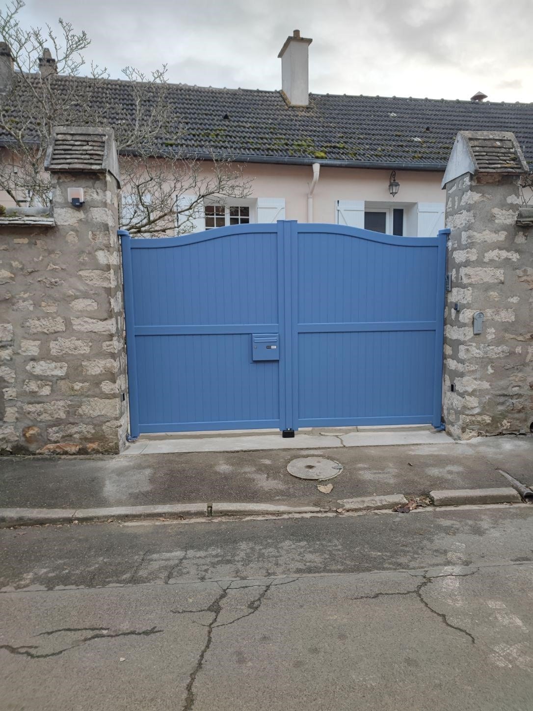 Portail aluminium KER Kostum by Cadiou